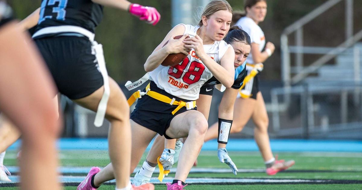 Lizzie Fabian named Butler County's first flag football player of the year