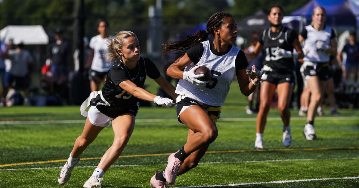 Michigan girls flag football showcase draws college recruiters at Groves
